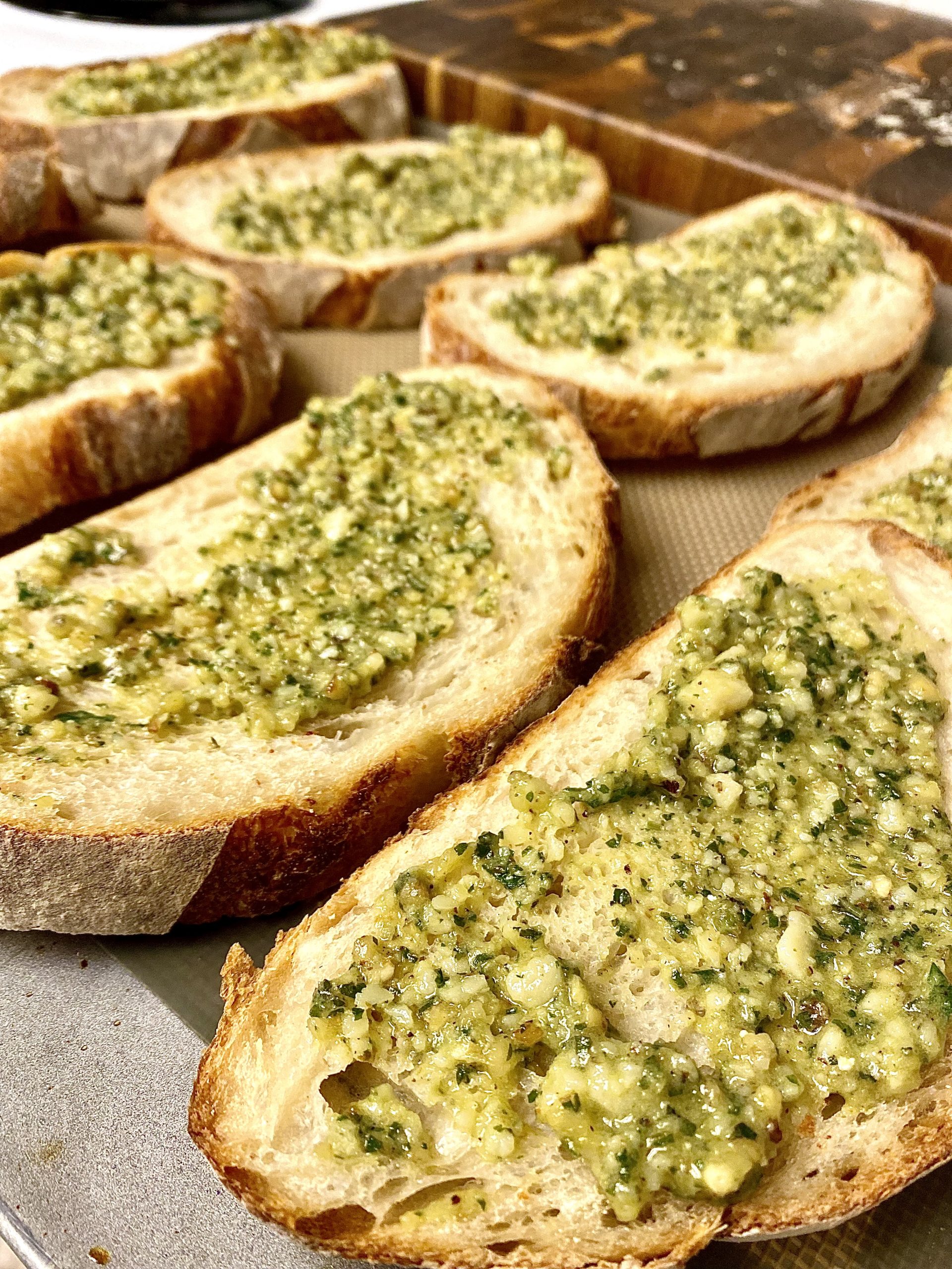 Easy pesto caprese toast