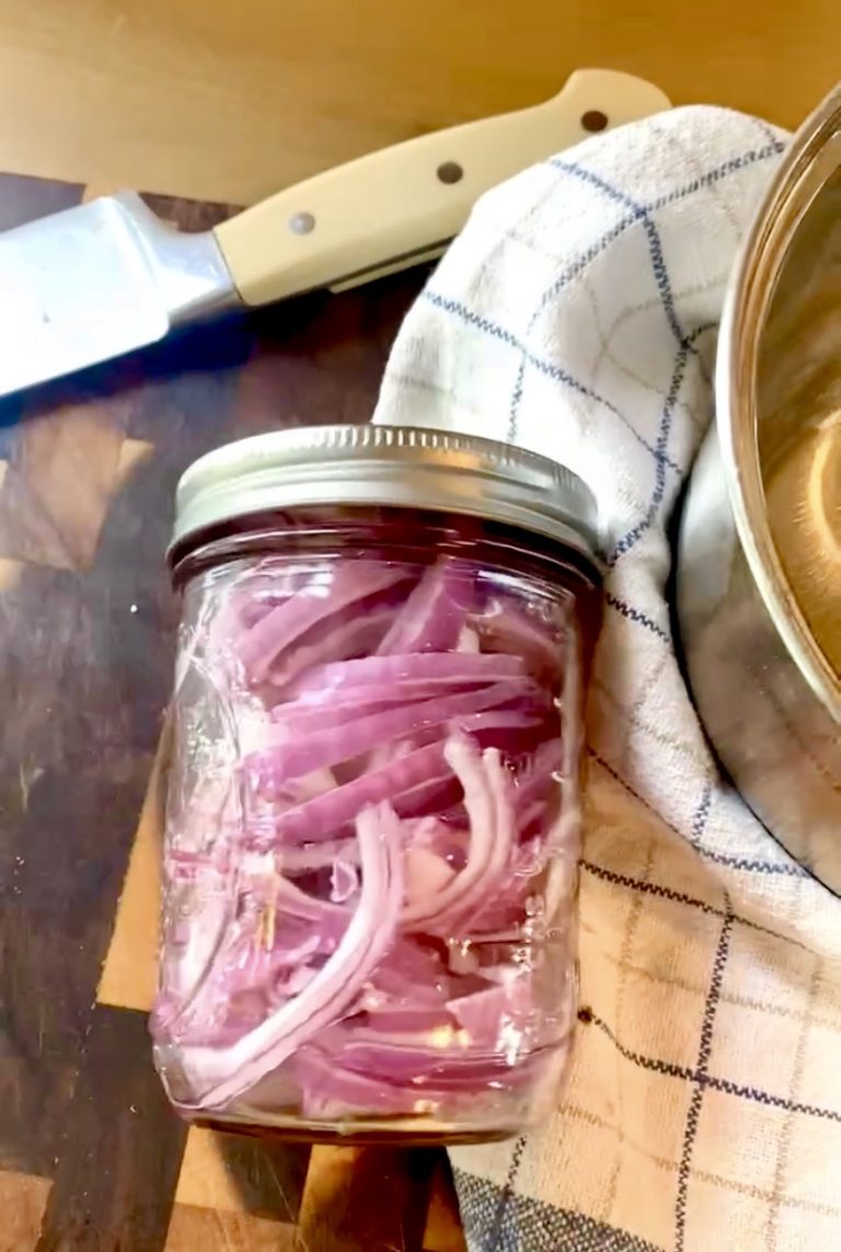 5 Minute Quick Pickled Red Onions - Cooking on Sunshine